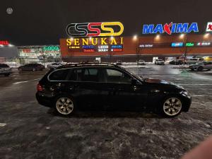 Melns BMW 325 2007 Klaipėda, ar dzinēja tilpumu 2.99 L un nobraukumu 377 tūkst. km par 4500 €, foto 2 vietnē AUTOMOTO.COM.LV