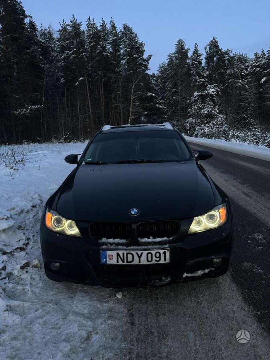 Melns BMW 325 2007 Viļņa, ar dzinēja tilpumu 2.99 L un nobraukumu 397 tūkst. km par 4000 €, foto 1 vietnē AUTOMOTO.COM.LV