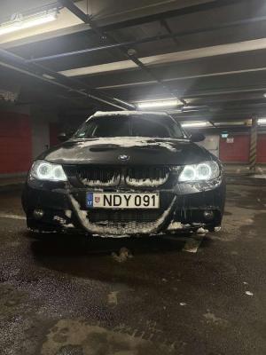 Melns BMW 325 2007 Viļņa, ar dzinēja tilpumu 2.99 L un nobraukumu 397 tūkst. km par 4000 €, foto 4 vietnē AUTOMOTO.COM.LV