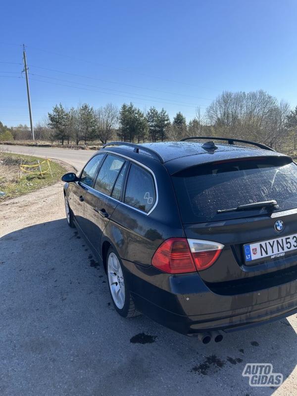 Melns BMW 325 2007 Viļņa, ar dzinēja tilpumu 3.00 L un nobraukumu 484 tūkst. km par 2500 €, foto 10 vietnē AUTOMOTO.COM.LV