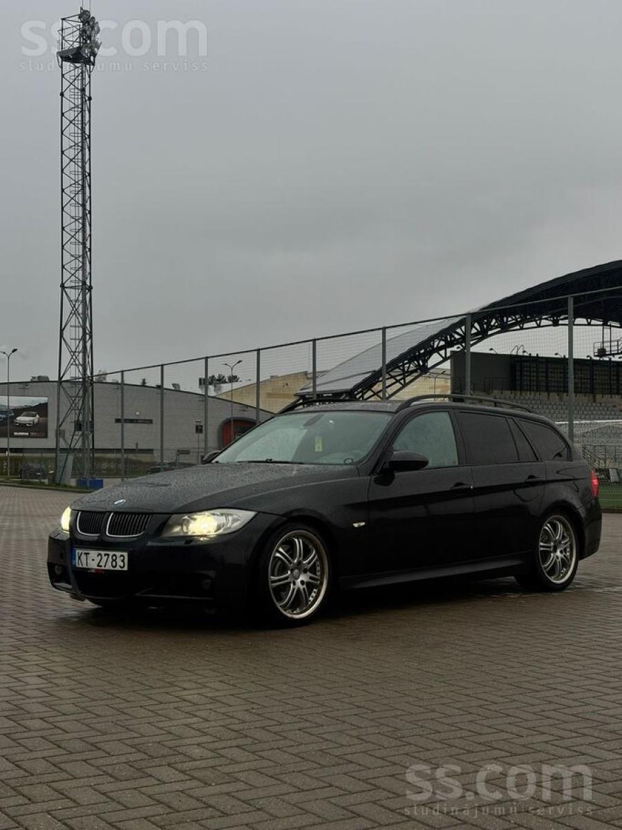 Melns BMW 325 2007 Valmiera, ar dzinēja tilpumu 3.00 L un nobraukumu 414 tūkst. km par 5299 €, foto 1 vietnē AUTOMOTO.COM.LV