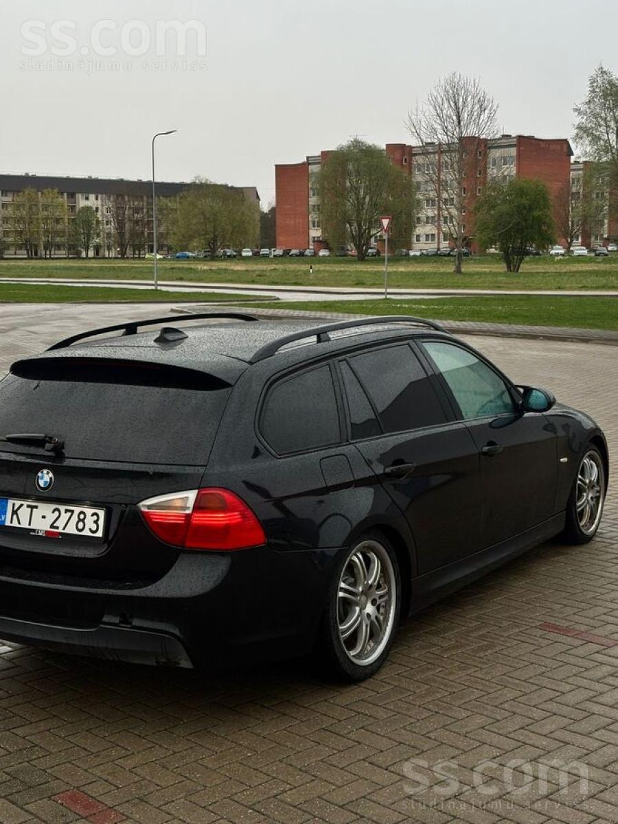 Melns BMW 325 2007 Valmiera, ar dzinēja tilpumu 3.00 L un nobraukumu 414 tūkst. km par 5299 €, foto 5 vietnē AUTOMOTO.COM.LV
