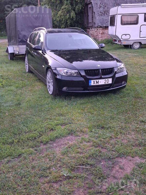 Black BMW 325 2007 in Ventspils, with an engine capacity of 3.00 L and mileage of 252 thousand km for 4400 €, photo 3 on AUTOMOTO.COM.LV