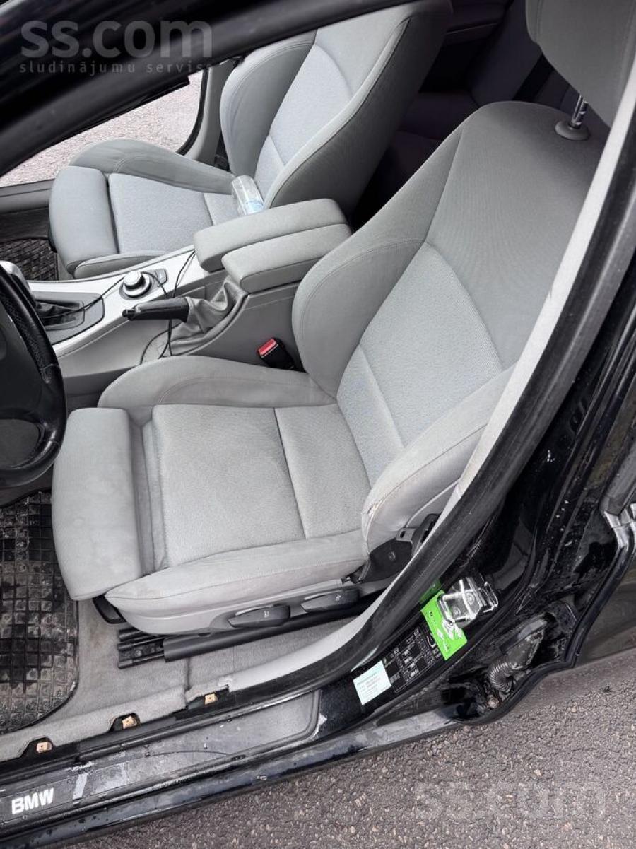 Melns BMW 325 2007 Rīga, ar dzinēja tilpumu 3.00 L un nobraukumu 385 tūkst. km par 4600 €, foto 7 vietnē AUTOMOTO.COM.LV