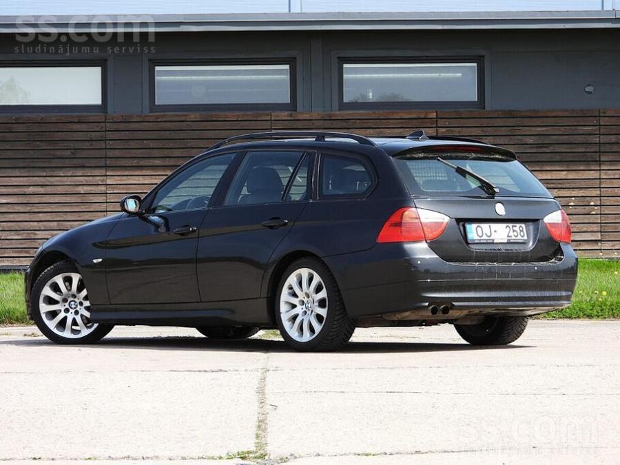 Black BMW 325 2007 in Riga, with an engine capacity of 3.00 L and mileage of 334 thousand km for 5390 €, photo 6 on AUTOMOTO.COM.LV