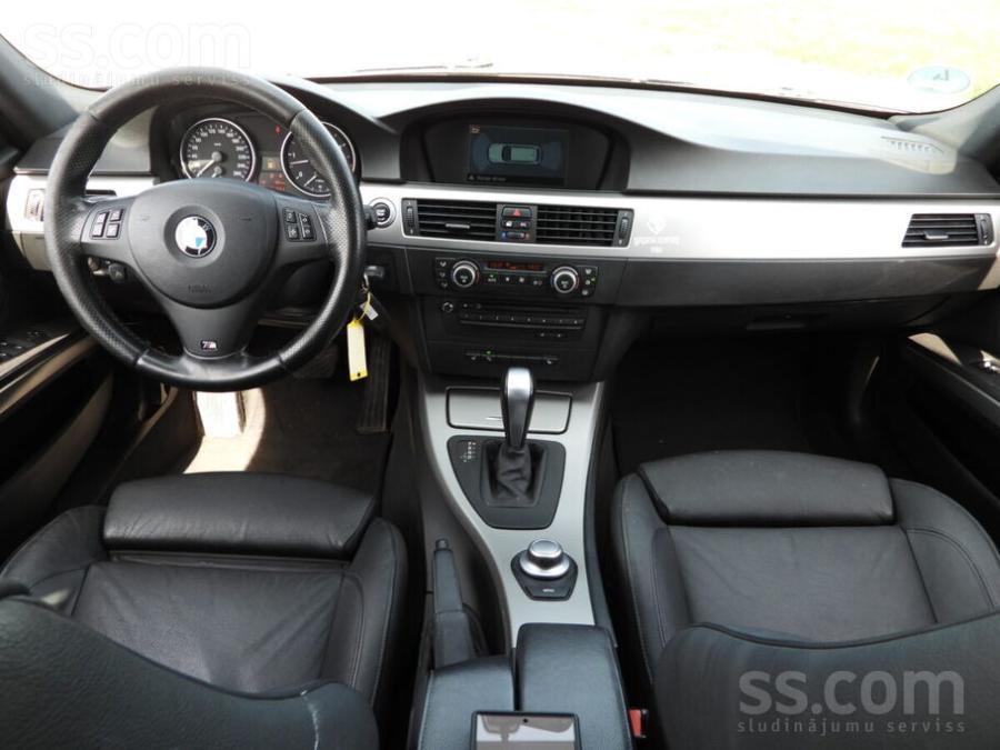 Black BMW 325 2007 in Riga, with an engine capacity of 3.00 L and mileage of 334 thousand km for 5390 €, photo 11 on AUTOMOTO.COM.LV