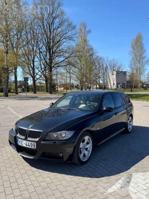 Black BMW 325 2007 in Jelgava, with an engine capacity of 3.00 L and mileage of 320 thousand km for 4100 €, photo  on AUTOMOTO.COM.LV