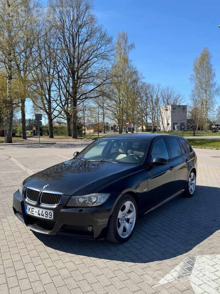 Melns BMW 325 2007 Jelgava, ar dzinēja tilpumu 3.00 L un nobraukumu 320 tūkst. km par 4100 €, foto 1 vietnē AUTOMOTO.COM.LV