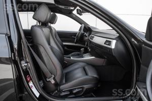 Black BMW 325 2007 in Riga, with an engine capacity of 3.00 L and mileage of 0 thousand km for 5990 €, photo 9 on AUTOMOTO.COM.LV