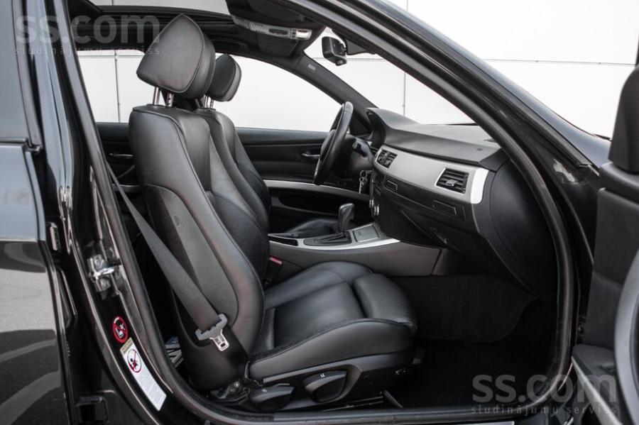 Black BMW 325 2007 in Riga, with an engine capacity of 3.00 L and mileage of 0 thousand km for 5990 €, photo 9 on AUTOMOTO.COM.LV