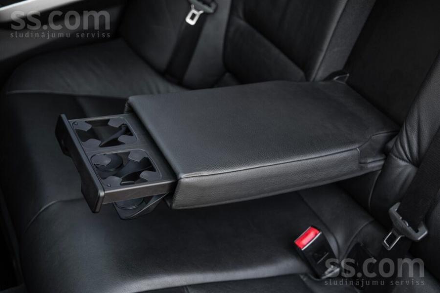 Black BMW 325 2007 in Riga, with an engine capacity of 3.00 L and mileage of 0 thousand km for 5990 €, photo 12 on AUTOMOTO.COM.LV