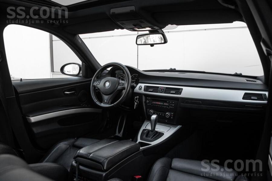 Black BMW 325 2007 in Riga, with an engine capacity of 3.00 L and mileage of 0 thousand km for 5990 €, photo 13 on AUTOMOTO.COM.LV