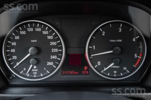 Black BMW 325 2007 in Riga, with an engine capacity of 3.00 L and mileage of 0 thousand km for 5990 €, photo 16 on AUTOMOTO.COM.LV