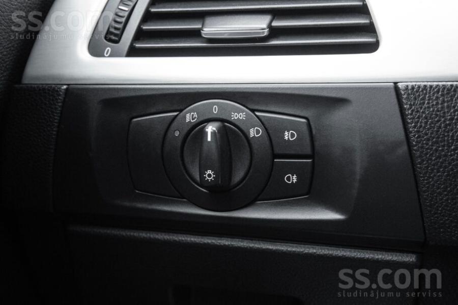 Black BMW 325 2007 in Riga, with an engine capacity of 3.00 L and mileage of 0 thousand km for 5990 €, photo 22 on AUTOMOTO.COM.LV