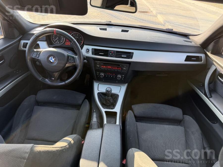 Черный БМВ 325 2007 в Елгава, объемом двигателя 3.00 л и пробегом 387 тыс. км за 3800 €, фото 18 на AUTOMOTO.COM.LV