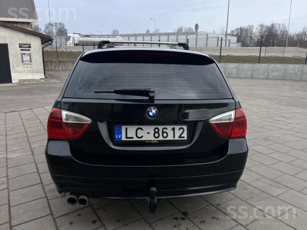 Black BMW 325 2007 in Riga, with an engine capacity of 3.00 L and mileage of 0 thousand km for 3490 €, photo 6 on AUTOMOTO.COM.LV