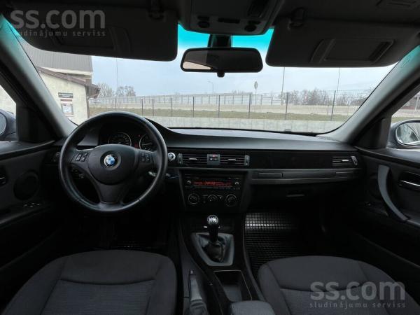 Black BMW 325 2007 in Riga, with an engine capacity of 3.00 L and mileage of 0 thousand km for 3490 €, photo 8 on AUTOMOTO.COM.LV