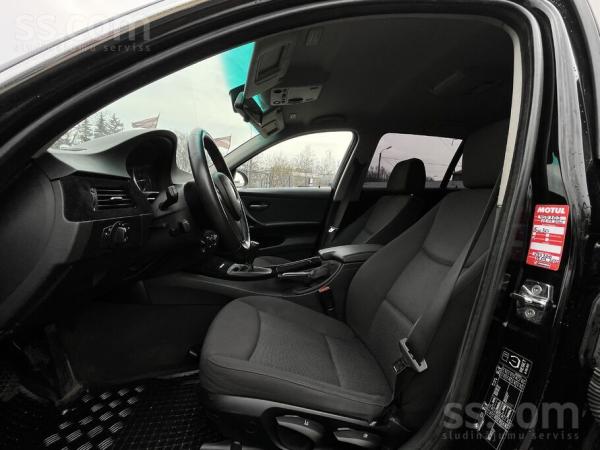 Black BMW 325 2007 in Riga, with an engine capacity of 3.00 L and mileage of 0 thousand km for 3490 €, photo 9 on AUTOMOTO.COM.LV