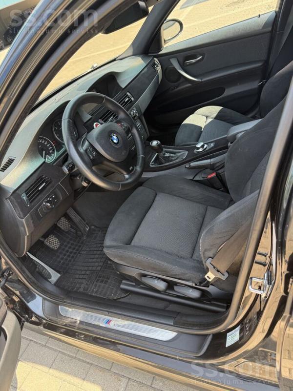 Melns BMW 325 2007 Jēkabpils, ar dzinēja tilpumu 3.00 L un nobraukumu 0 tūkst. km par 4450 €, foto 9 vietnē AUTOMOTO.COM.LV