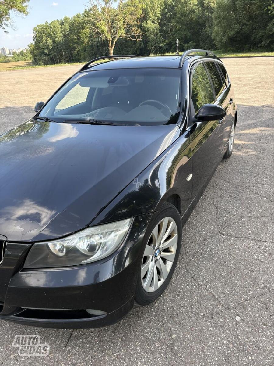 Melns BMW 325 2007 Kauņa, ar dzinēja tilpumu 3.00 L un nobraukumu 385 tūkst. km par 3000 €, foto 3 vietnē AUTOMOTO.COM.LV