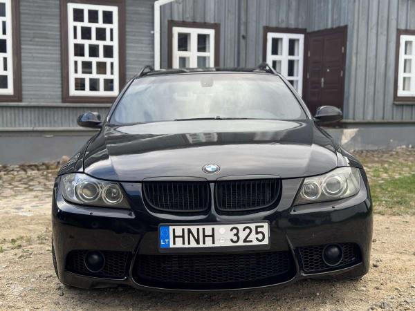 Melns BMW 325 2007 Kaišiadorys, ar dzinēja tilpumu 3.00 L un nobraukumu 488 tūkst. km par 4200 €, foto 2 vietnē AUTOMOTO.COM.LV