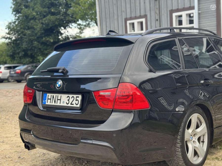 Melns BMW 325 2007 Kaišiadorys, ar dzinēja tilpumu 3.00 L un nobraukumu 488 tūkst. km par 4200 €, foto 10 vietnē AUTOMOTO.COM.LV