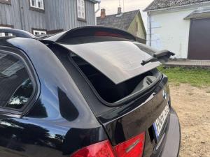 Melns BMW 325 2007 Kaišiadorys, ar dzinēja tilpumu 3.00 L un nobraukumu 488 tūkst. km par 4200 €, foto 18 vietnē AUTOMOTO.COM.LV