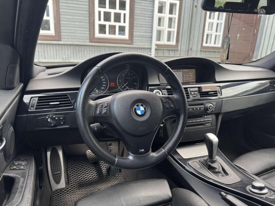Melns BMW 325 2007 Kaišiadorys, ar dzinēja tilpumu 3.00 L un nobraukumu 488 tūkst. km par 4200 €, foto 22 vietnē AUTOMOTO.COM.LV