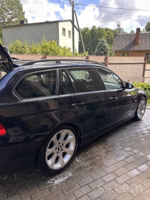 Melns BMW 325 2007 Daugavpils, ar dzinēja tilpumu 3.00 L un nobraukumu 400 tūkst. km par 4000 €, foto 3 vietnē AUTOMOTO.COM.LV
