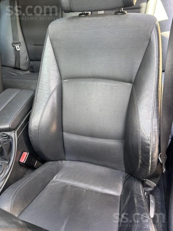 Melns BMW 325 2007 Daugavpils, ar dzinēja tilpumu 3.00 L un nobraukumu 400 tūkst. km par 4000 €, foto 6 vietnē AUTOMOTO.COM.LV