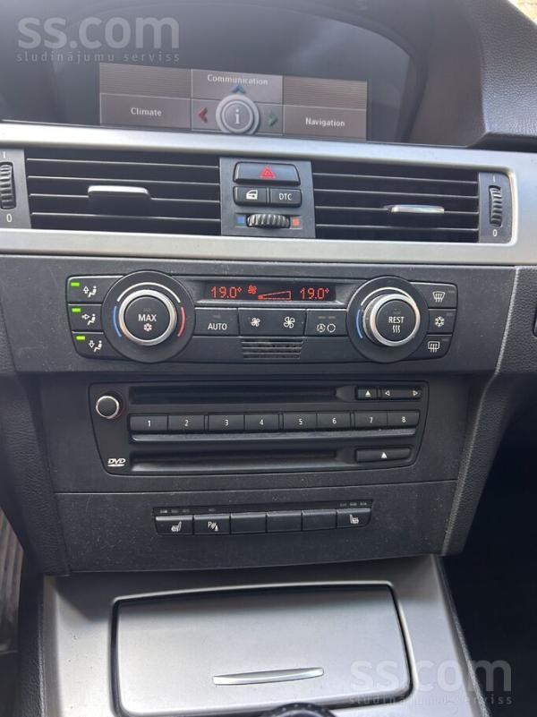 Melns BMW 325 2007 Daugavpils, ar dzinēja tilpumu 3.00 L un nobraukumu 400 tūkst. km par 4000 €, foto 8 vietnē AUTOMOTO.COM.LV