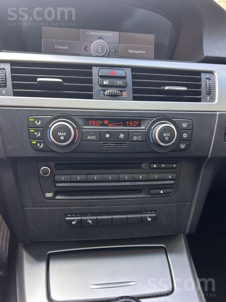 Melns BMW 325 2007 Daugavpils, ar dzinēja tilpumu 3.00 L un nobraukumu 400 tūkst. km par 4000 €, foto 9 vietnē AUTOMOTO.COM.LV