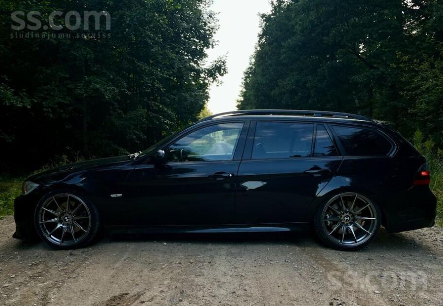 Melns BMW 325 2007 Jelgava, ar dzinēja tilpumu 3.00 L un nobraukumu 373 tūkst. km par 6300 €, foto 4 vietnē AUTOMOTO.COM.LV