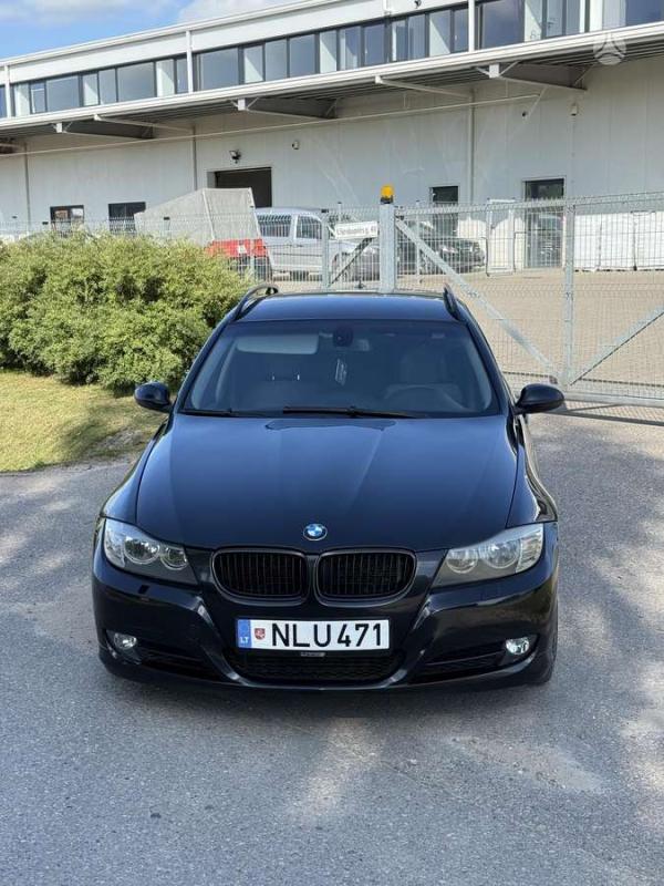Black BMW 325 2007 in Vilnius, with an engine capacity of 2.99 L and mileage of 572 thousand km for 2950 €, photo 2 on AUTOMOTO.COM.LV