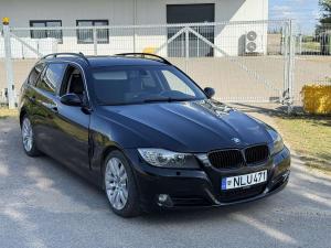 Melns BMW 325 2007 Viļņa, ar dzinēja tilpumu 2.99 L un nobraukumu 572 tūkst. km par 2950 €, foto 4 vietnē AUTOMOTO.COM.LV