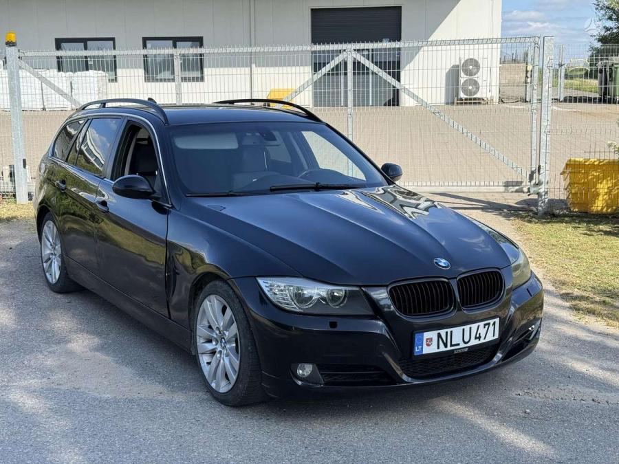 Melns BMW 325 2007 Viļņa, ar dzinēja tilpumu 2.99 L un nobraukumu 572 tūkst. km par 2950 €, foto 4 vietnē AUTOMOTO.COM.LV