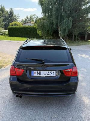 Melns BMW 325 2007 Viļņa, ar dzinēja tilpumu 2.99 L un nobraukumu 572 tūkst. km par 2950 €, foto 7 vietnē AUTOMOTO.COM.LV