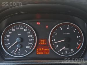 Black BMW 325 2007 in Riga, with an engine capacity of 2.50 L and mileage of 305 thousand km for 4790 €, photo 12 on AUTOMOTO.COM.LV