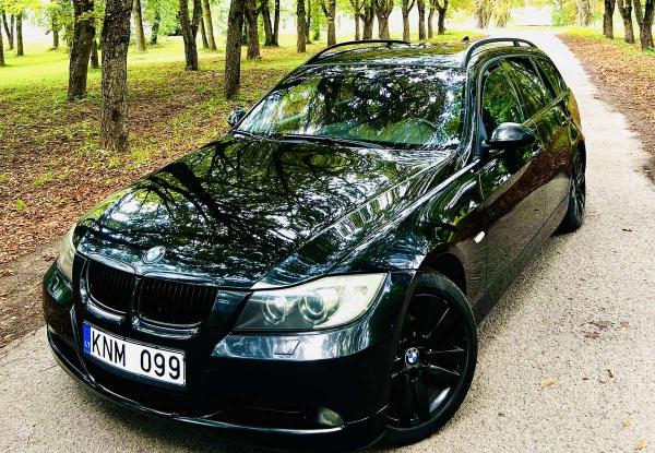 Black BMW 325 2007 in Marijampole, with an engine capacity of 2.99 L and mileage of 365 thousand km for 3300 €, photo 1 on AUTOMOTO.COM.LV