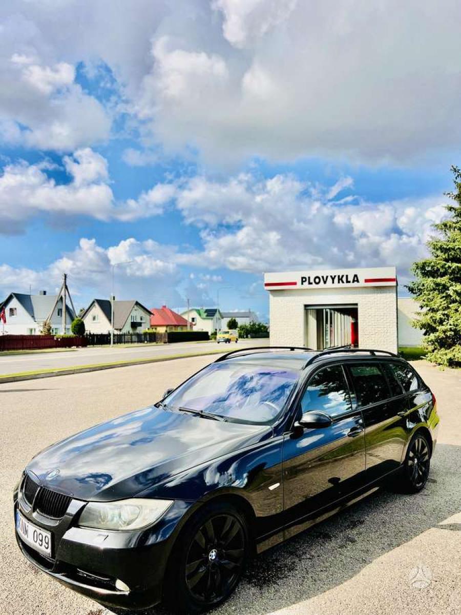 Черный БМВ 325 2007 в Мариямполе, объемом двигателя 2.99 л и пробегом 365 тыс. км за 3300 €, фото 17 на AUTOMOTO.COM.LV
