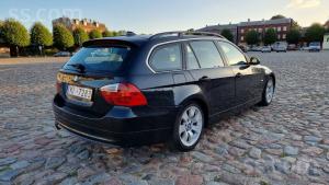 Black BMW 325 2007 in Liepaja, with an engine capacity of 3.00 L and mileage of 356 thousand km for 4650 €, photo 4 on AUTOMOTO.COM.LV