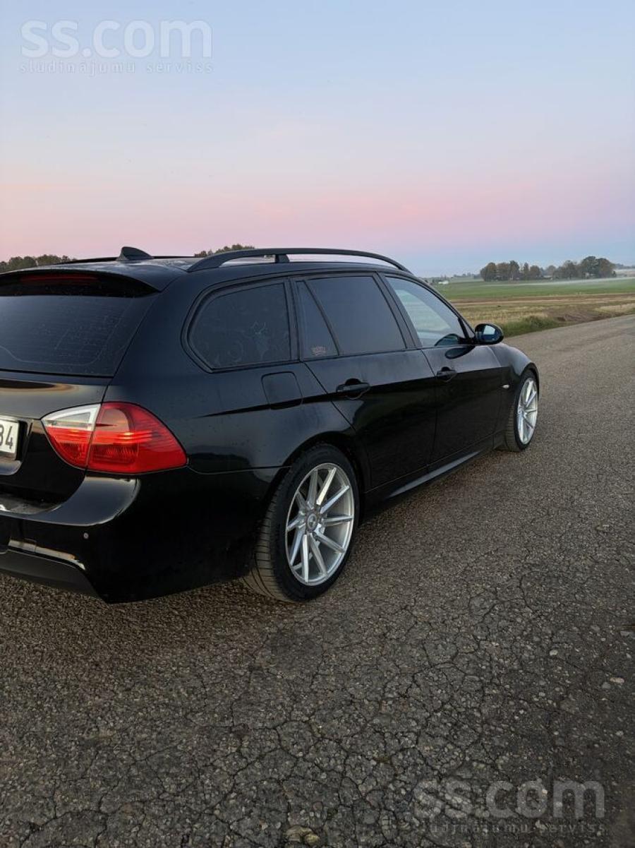 Melns BMW 325 2007 Saldus, ar dzinēja tilpumu 3.00 L un nobraukumu 422 tūkst. km par 4000 €, foto 6 vietnē AUTOMOTO.COM.LV