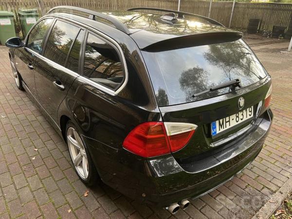 Black BMW 325 2008 in Riga, with an engine capacity of 3.00 L and mileage of 380 thousand km for 1950 €, photo 3 on AUTOMOTO.COM.LV