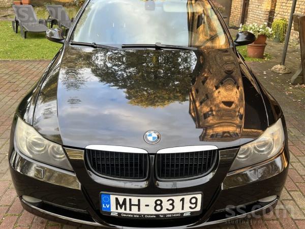 Black BMW 325 2008 in Riga, with an engine capacity of 3.00 L and mileage of 380 thousand km for 1950 €, photo 4 on AUTOMOTO.COM.LV