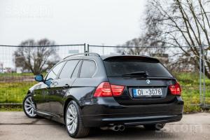 Black BMW 325 2008 in Riga, with an engine capacity of 3.00 L and mileage of 321 thousand km for 6990 €, photo 7 on AUTOMOTO.COM.LV