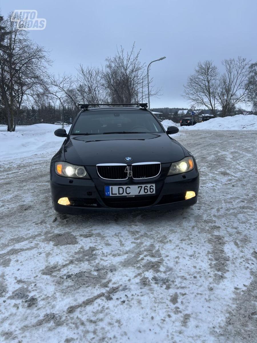 Black BMW 325 2008 in Radviliskis, with an engine capacity of 3.00 L and mileage of 370 thousand km for 3300 €, photo 6 on AUTOMOTO.COM.LV