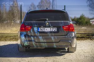 Black BMW 325 2008 in Riga, with an engine capacity of 3.00 L and mileage of 0 thousand km for 9290 €, photo 6 on AUTOMOTO.COM.LV