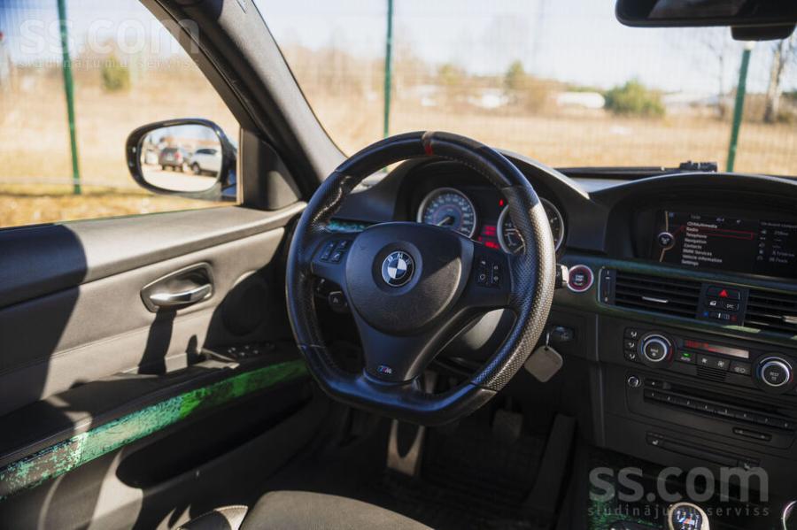 Black BMW 325 2008 in Riga, with an engine capacity of 3.00 L and mileage of 0 thousand km for 9290 €, photo 13 on AUTOMOTO.COM.LV