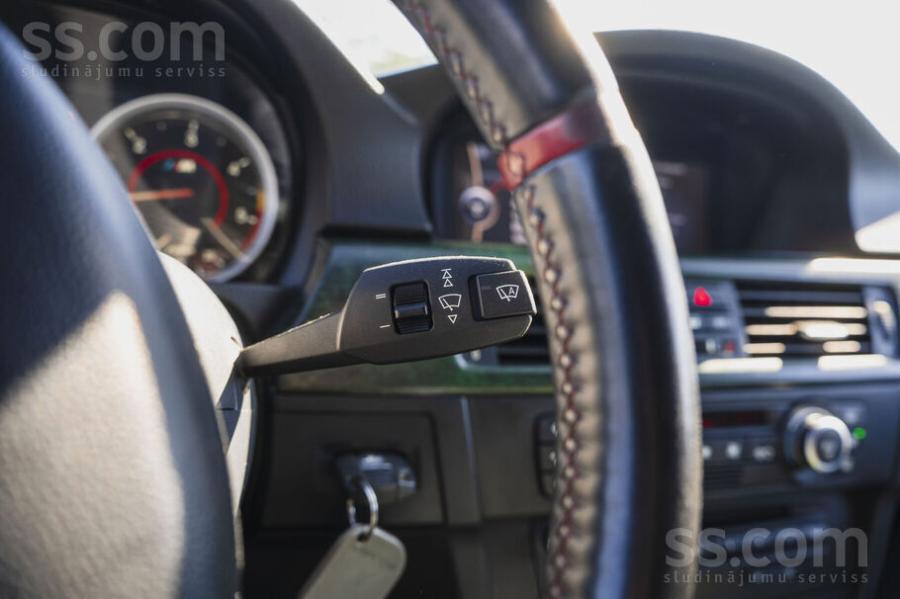 Black BMW 325 2008 in Riga, with an engine capacity of 3.00 L and mileage of 0 thousand km for 9290 €, photo 18 on AUTOMOTO.COM.LV