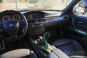 Black BMW 325 2008 in Riga, with an engine capacity of 3.00 L and mileage of 0 thousand km for 9290 €, photo 19 on AUTOMOTO.COM.LV